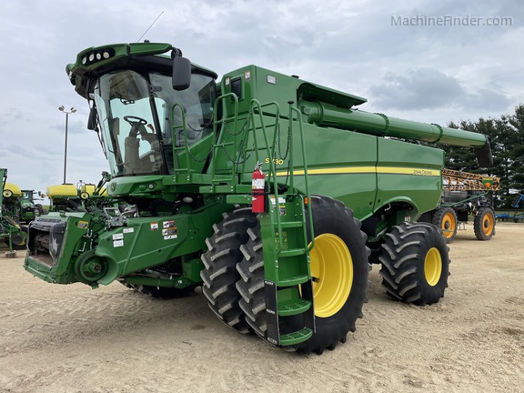 2021 John Deere S780 | Combines | MachineFinder