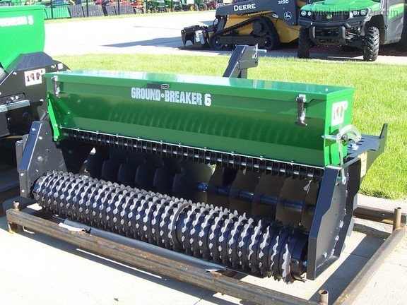 Genesis Ground Breaker 6 | Box Drills | MachineFinder