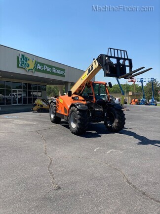 2023 JLG 925 | Telehandlers | MachineFinder
