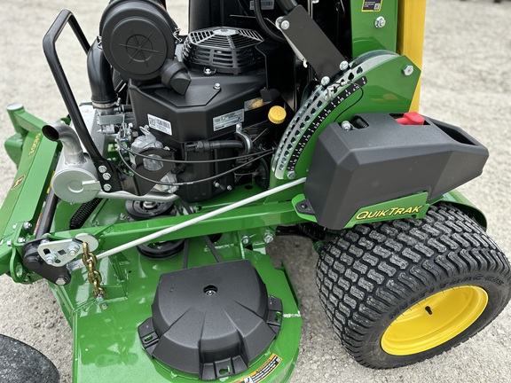 2025 John Deere Q820E - Stand-On Mowers - Tiffin, OH