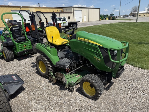 2015 John Deere 1023E - Compact Utility Tractors - Napoleon, OH