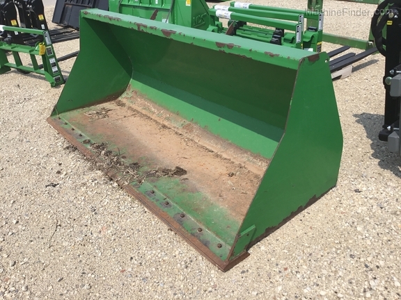 John Deere BUCKET | Buckets | MachineFinder