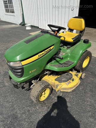 2011 John Deere X320 | Lawn & Garden Tractors | MachineFinder