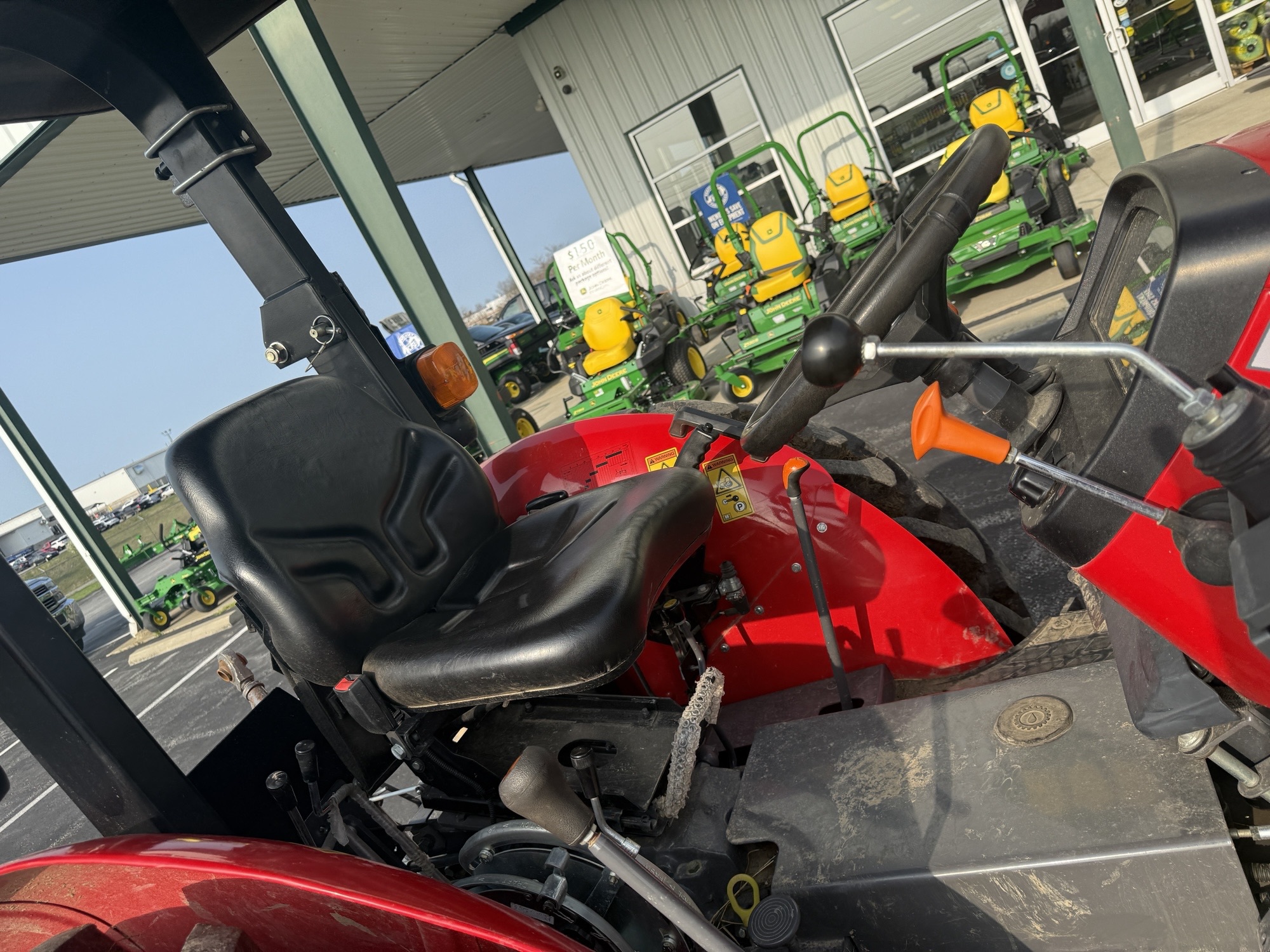 2607H - Meade Tractor