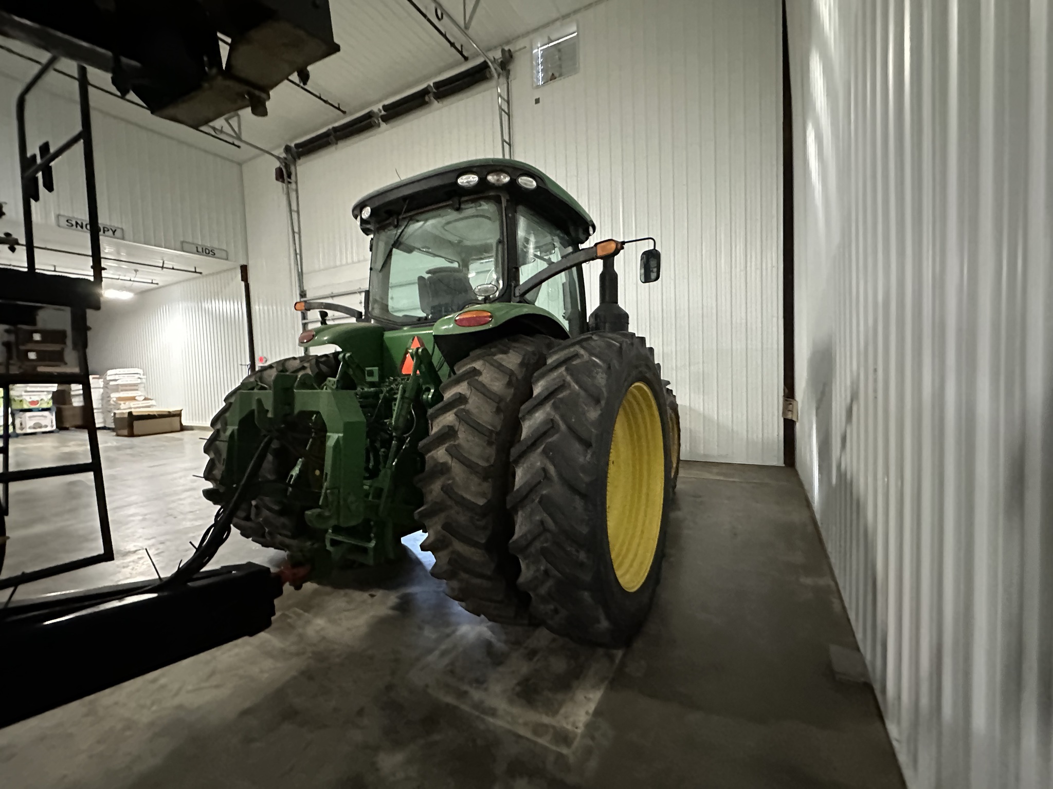 2014 John Deere 8320R - Row Crop Tractors - Three Rivers, MI