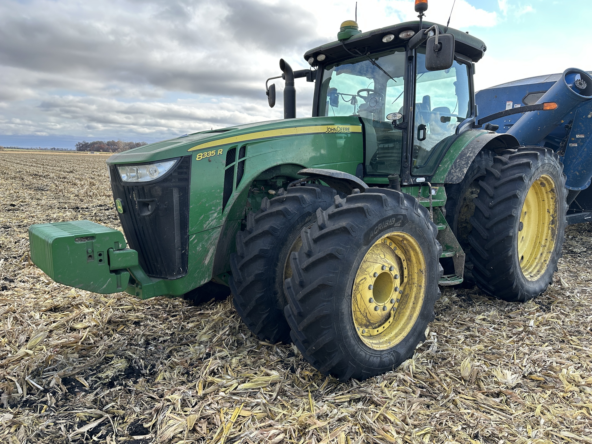 2013 John Deere 8335R - Row Crop Tractors - Winamac, IN