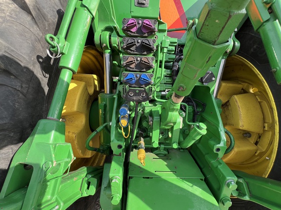 John Deere 8270R