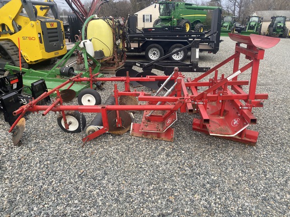 2019 Holland Bed Shaper and Mulch Layer - Bedders - Fredericksburg, VA