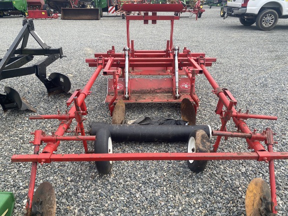 2019 Holland Bed Shaper and Mulch Layer - Bedders - Fredericksburg, VA