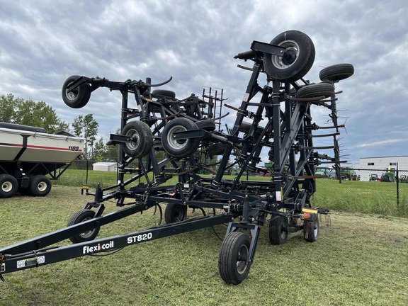 2008 Flexi-Coil ST820 Y9S003822 | Used Field Cultivators for Sale