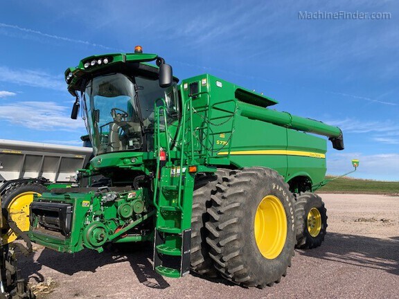 2019 John Deere S770 | Combines | MachineFinder
