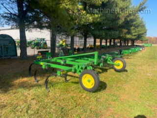 2022 John Deere 610 | Chisel Plows | MachineFinder