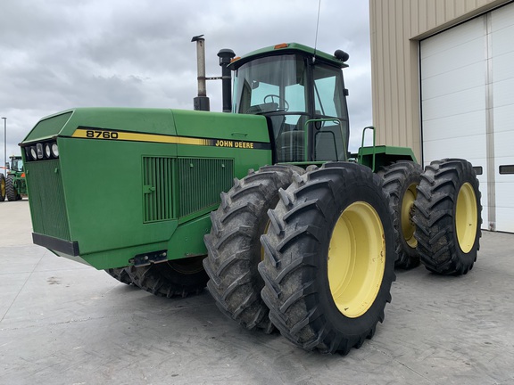 1992 John Deere 8760 - Articulated 4WD Tractors - Holland, MI