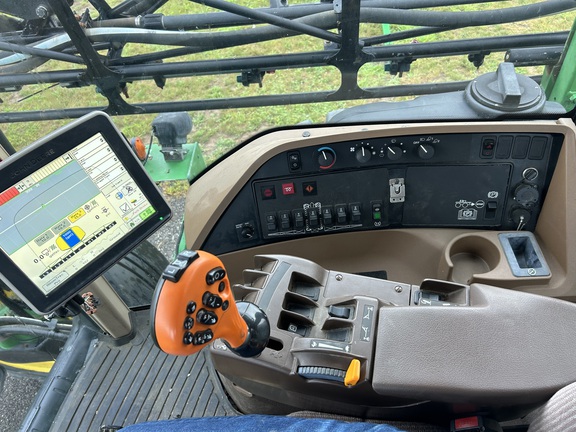 2010 John Deere 4830 - Self-Propelled Sprayers - Ottawa, OH