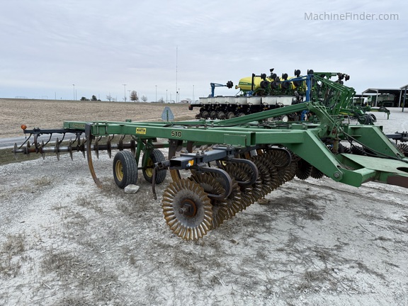 John Deere 510 | Rippers | MachineFinder