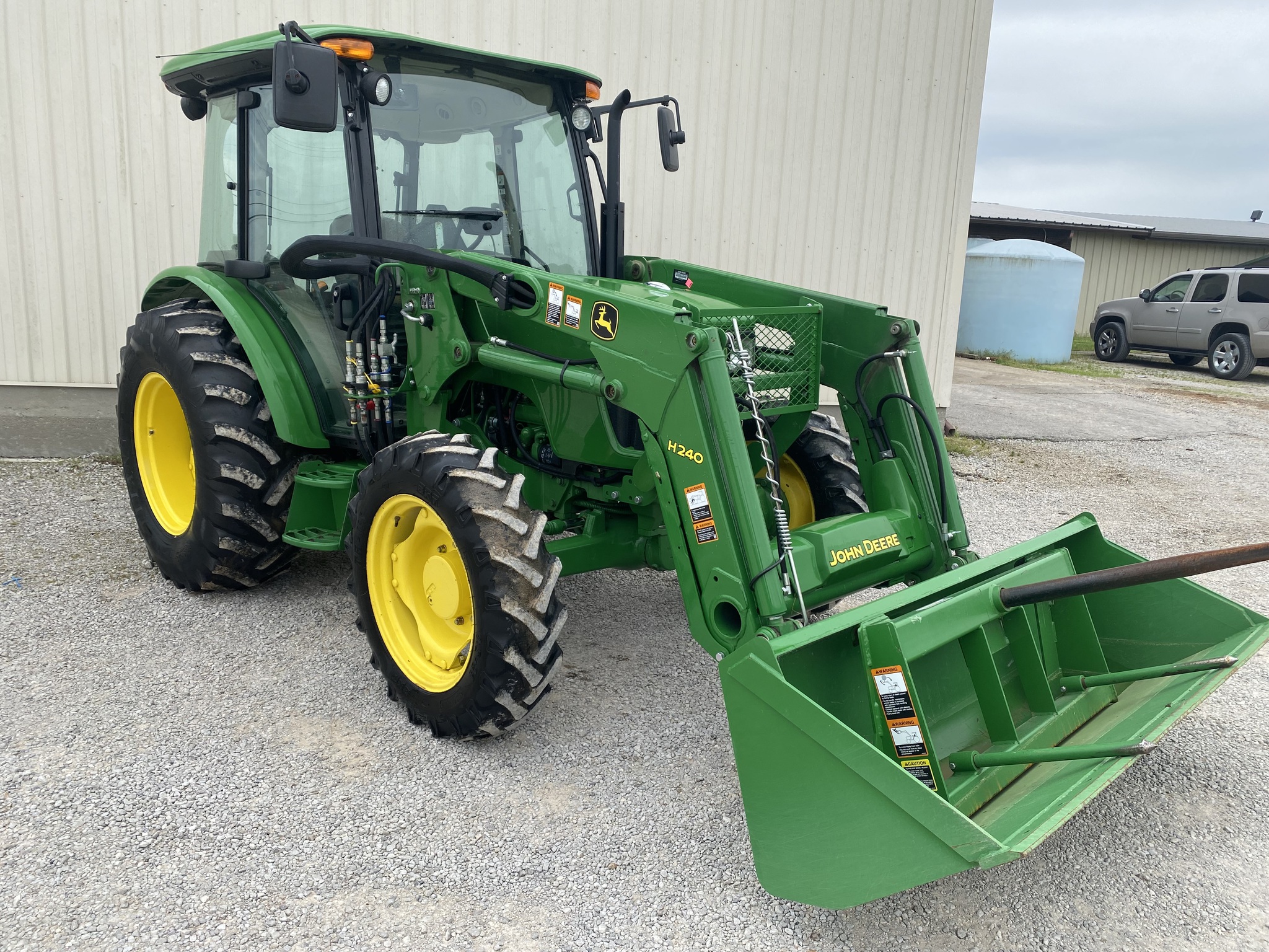 5055E - Meade Tractor