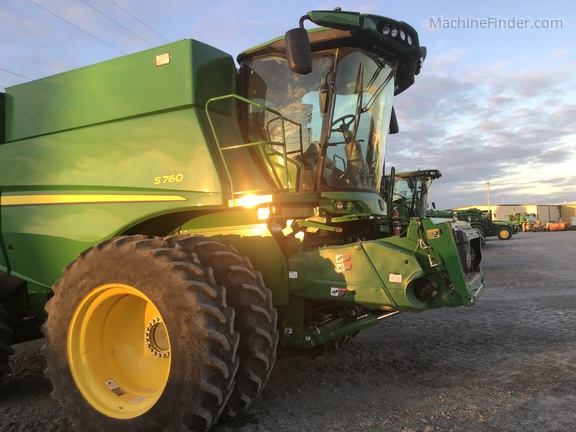 2021 John Deere S760 | Combines | MachineFinder
