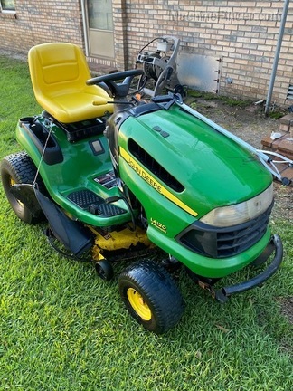 John-Deere-LA120-476