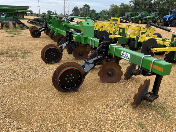 2022 John Deere 3638SF | Bedders | MachineFinder