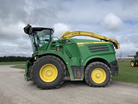 2021 John Deere 8400 - Self-Propelled Forage Harvesters - Listowel, ON