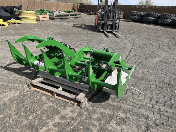 2022 John Deere AV20G | Tractor Loaders | MachineFinder