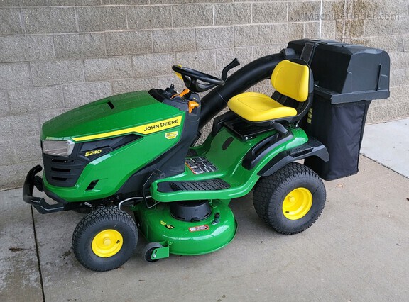 2024 John Deere S240 | Lawn & Garden Tractors | MachineFinder