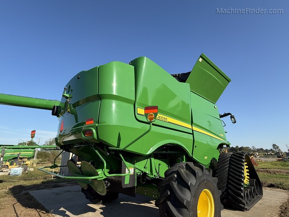 2024 John Deere S790 | Combines | MachineFinder