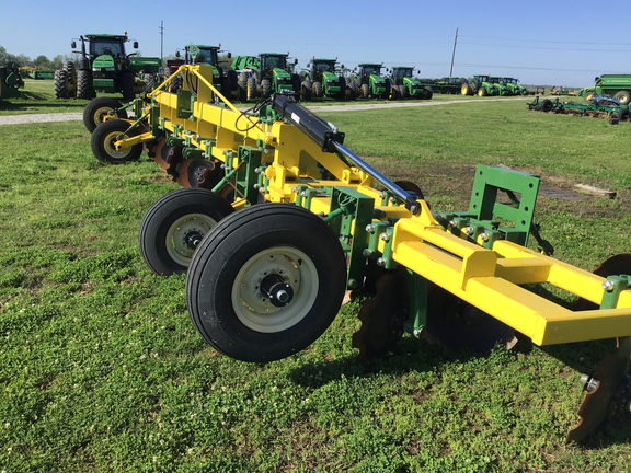 2018 Roll-A-Cone 12row 36’ Bedmaster Hipper - Field Finishing Equipment ...