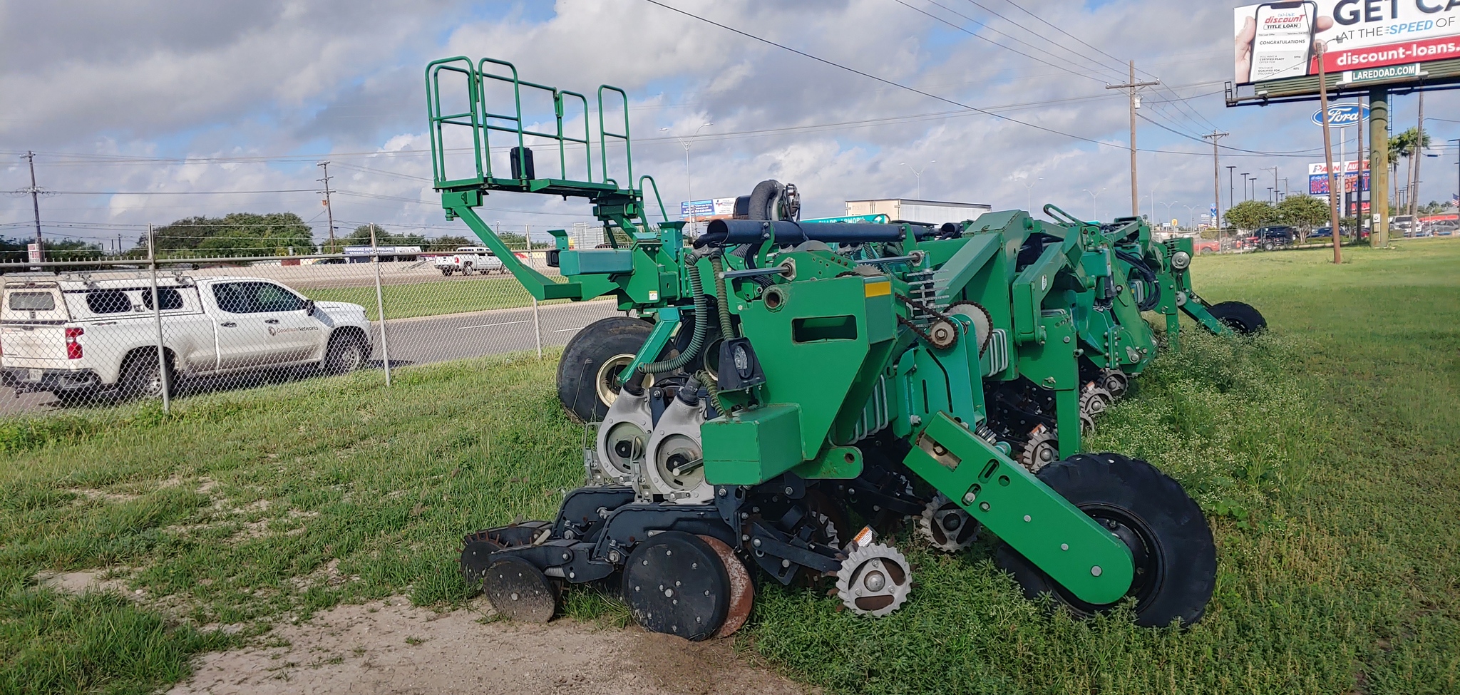 Great Plains 12 ROW STACK FOLD - Planters: Integral - Weslaco, TX