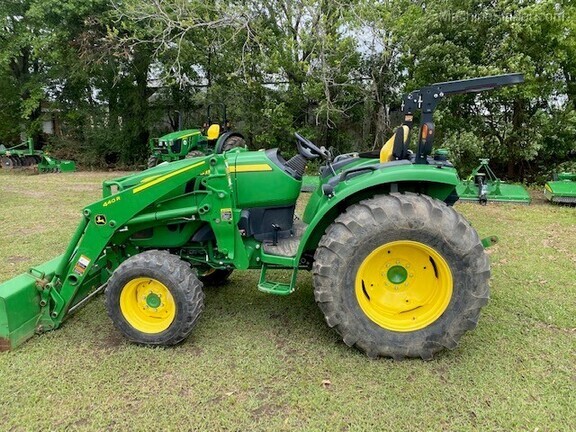 2020 John Deere 4052R | Compact Utility Tractors | MachineFinder
