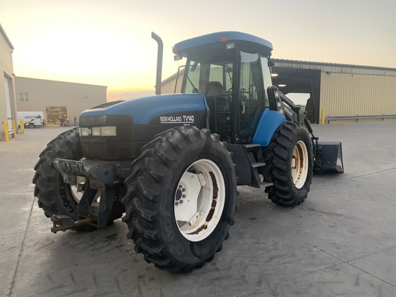 2000 New Holland TV140 - Row Crop Tractors - Holland, MI