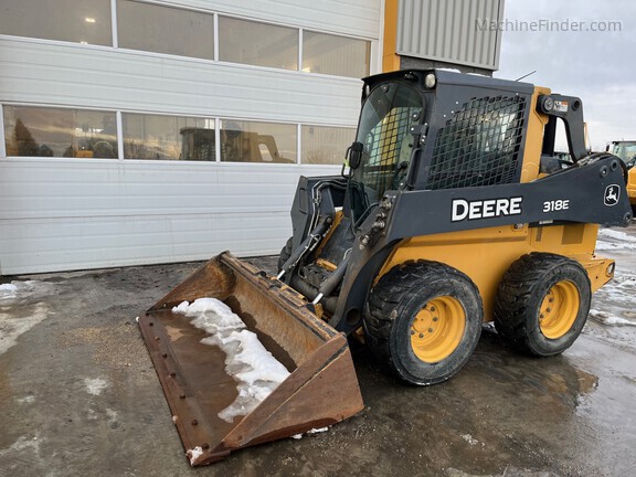 2015 John Deere 318E | Skid Steer Loaders | MachineFinder