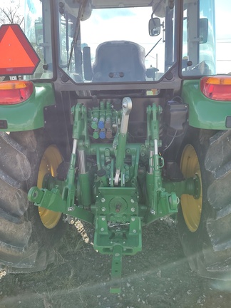2023 John Deere 5105M | TriGreen Equipment