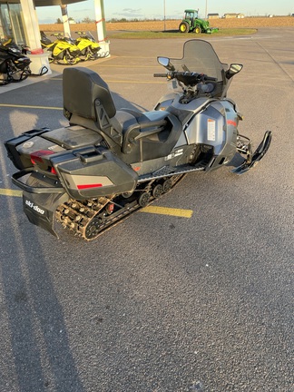 2015 Ski Doo Grand Touring SE 1200 - Snowmobiles - Summerside, PE