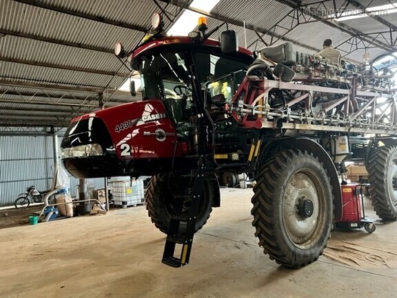 2017 Case IH 4430 | Self-Propelled Sprayers | MachineFinder
