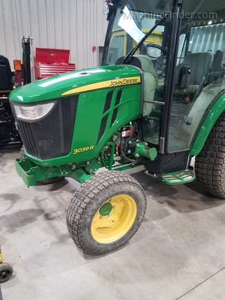 2015 John Deere 3039R | Compact Utility Tractors | MachineFinder