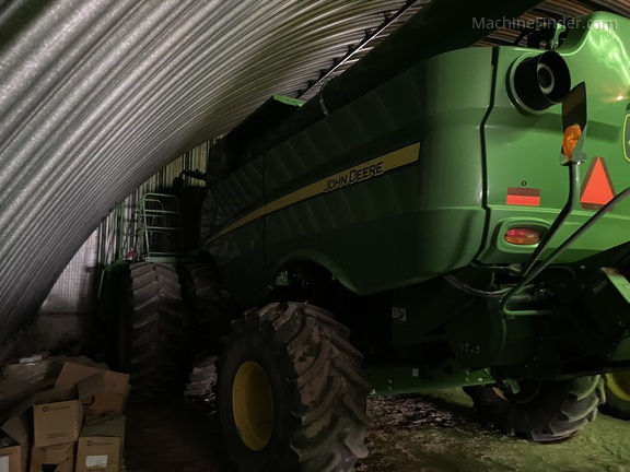 2021 John Deere S780 | Combines | MachineFinder