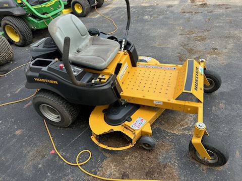 2015 Hustler 931899 - Zero-Turn Mowers - Wilmington, OH