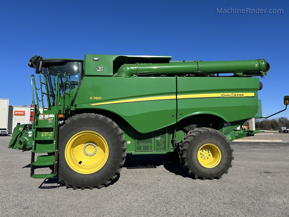 2022 John Deere S760 | Combines | MachineFinder
