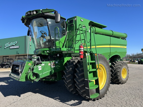 2022 John Deere S760 | Combines | MachineFinder