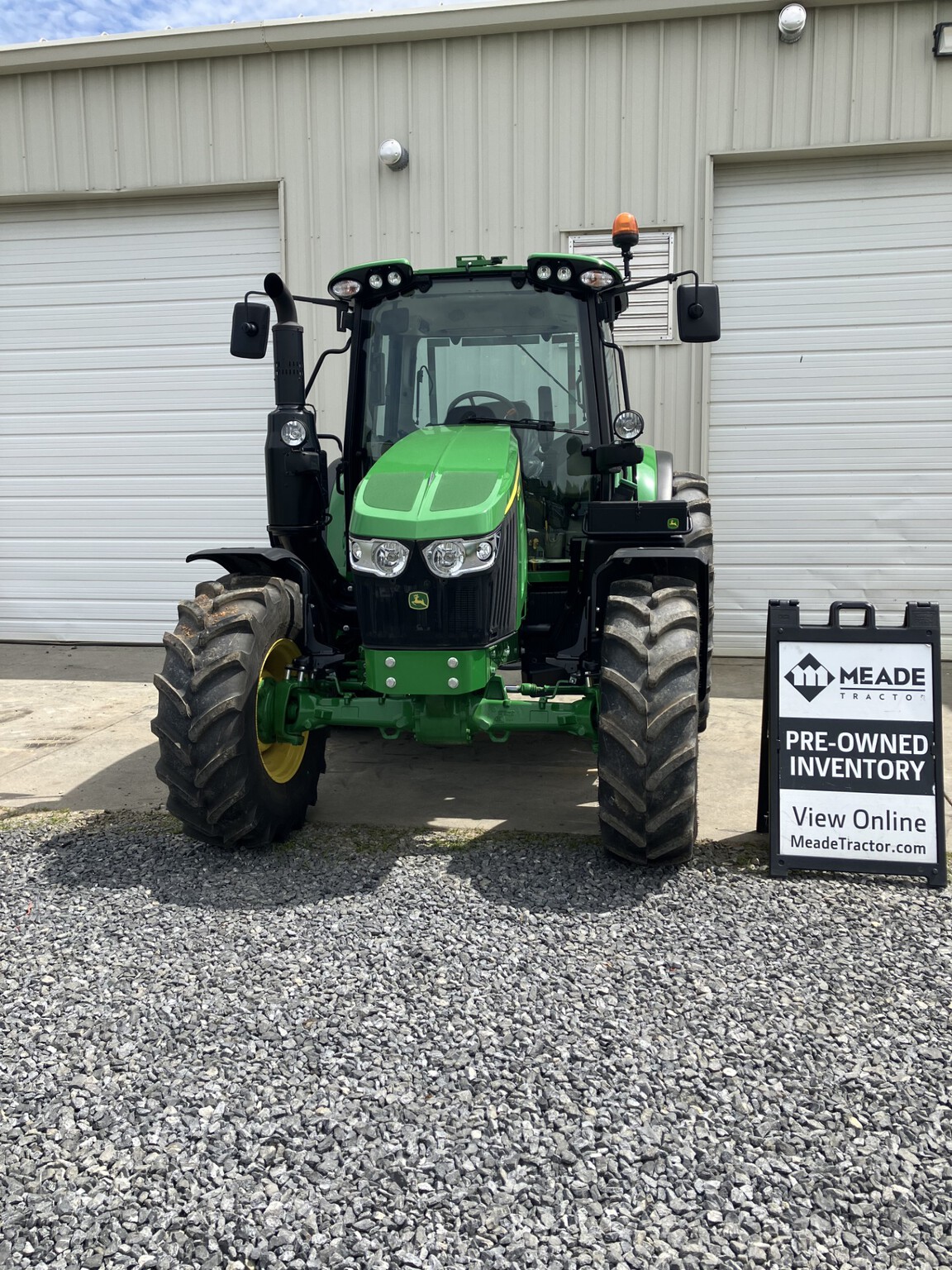 6120M - Meade Tractor