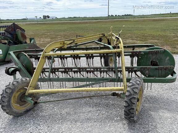 John Deere 640 | Rakes | MachineFinder