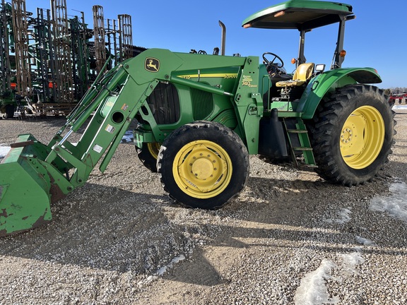 2004 John Deere 6715