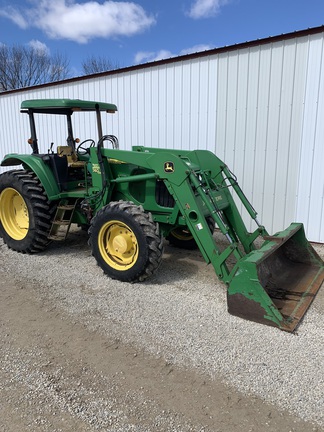 2004 John Deere 6715