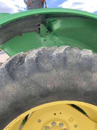 2004 John Deere 6715