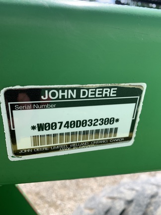 2004 John Deere 6715