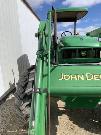 2004 John Deere 6715
