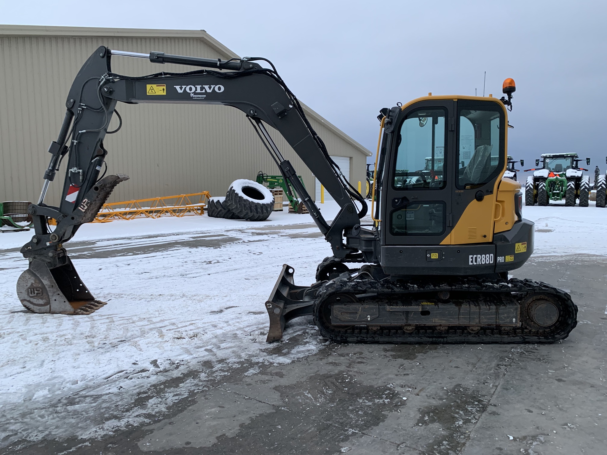 2020 Volvo ECR88D - Compact Excavators - Holland, MI