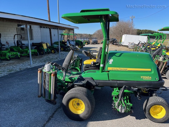 2020 John Deere 7700A | Fairway Mowers | MachineFinder