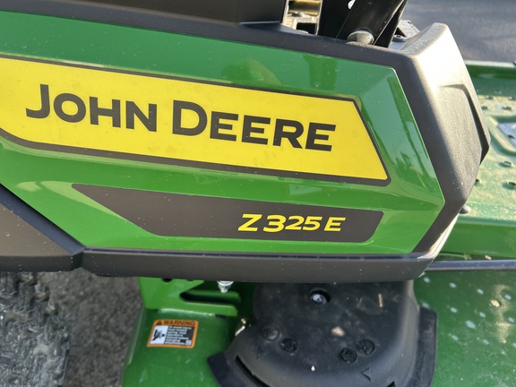 2025 John Deere Z325E - Zero-Turn Mowers - Wooster, OH
